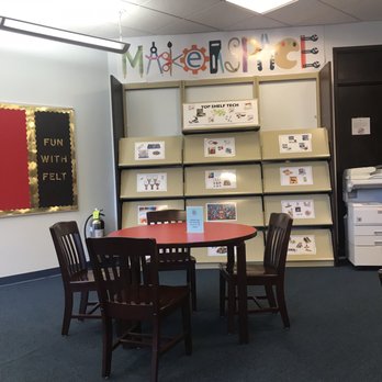 EAST ISLIP PUBLIC LIBRARY - Updated October 2025 - 19 Photos & 11 ...