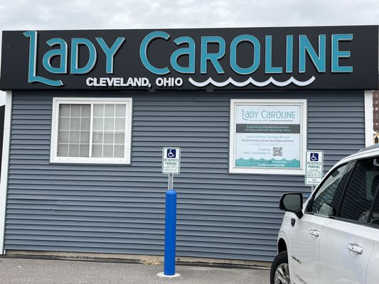 LADY CAROLINE - Updated September 2024 - 136 Photos & 87 Reviews - 1153 ...