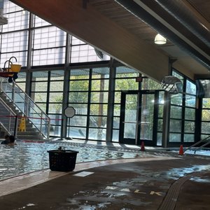 MT SCOTT COMMUNITY CENTER AND POOL - Updated November 2025 - 25 Photos ...