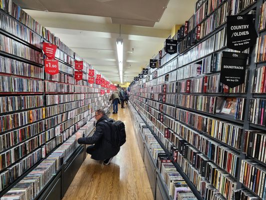 BOOKOFF - NEW YORK - Updated December 2025 - 288 Photos & 454 Reviews ...