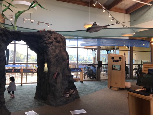 REDWOOD CITY PUBLIC LIBRARY - REDWOOD SHORES BRANCH - Updated October ...