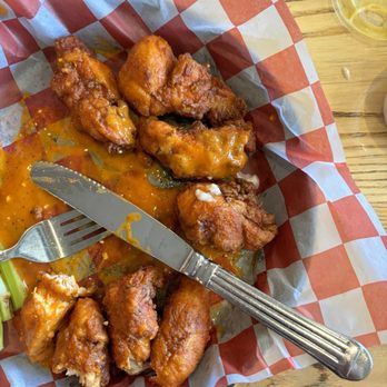 BRIGGS CORNER PIZZERIA - Updated January 2026 - 125 Photos & 293 ...