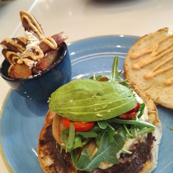 URBE - Updated August 2024 - 777 Photos & 292 Reviews - 1101 Uptown Pk ...