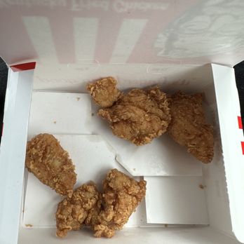 KFC - Updated January 2026 - 18 Photos & 34 Reviews - 510 S River St ...