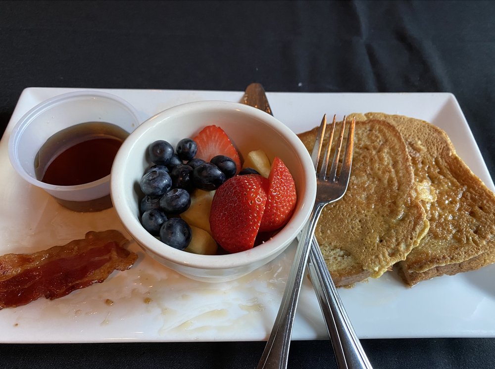 WOODBOUND INN - 107 Photos & 98 Reviews - 247 Wooodbound Rd, Rindge, NH ...