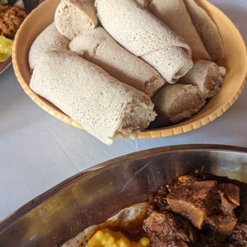 HARAMBE RESTAURANT - Updated May 2024 - 130 Photos & 139 Reviews - 2149 ...