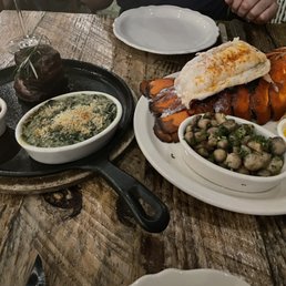 THE ANGUS BARN - Updated July 2025 - 2940 Photos & 1958 Reviews - 9401 ...