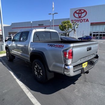 LONGO TOYOTA - Updated June 2024 - 1459 Photos & 4418 Reviews - 3534 ...