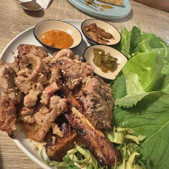 ZOOMAK KOREAN TAVERN - Updated December 2025 - 229 Photos & 66 Reviews ...