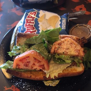 SAM & ELLAS CHICKEN PALACE - Updated July 2024 - 156 Photos & 211 ...