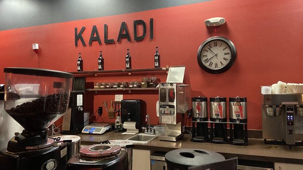 KALADI BROTHERS CAFE - Updated May 2024 - 41 Photos & 41 Reviews - 6861 ...