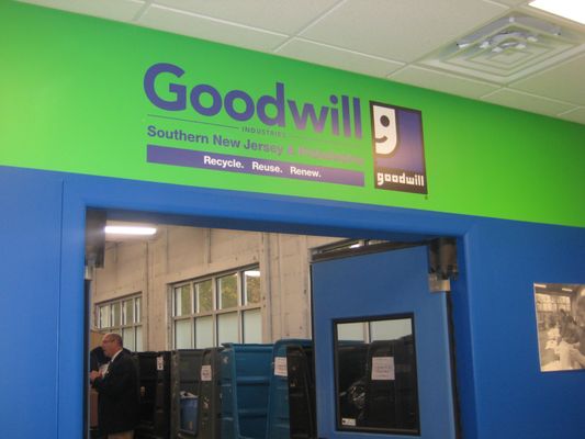 GOODWILL DONATION CENTER - Updated December 2025 - 170 Grove St ...