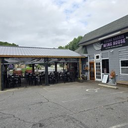 YOUNG HARRIS WING HOUSE - Updated July 2025 - 76 Photos & 77 Reviews ...