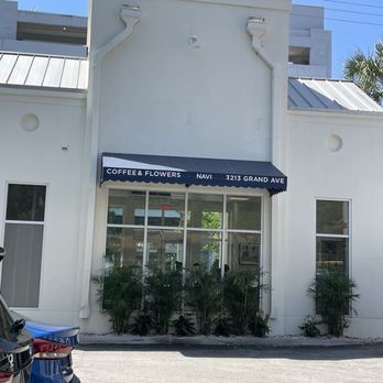 NAVI COFFEE & FLOWERS - Updated May 2024 - 78 Photos & 19 Reviews ...