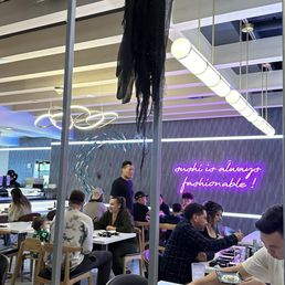 HERE FISHY FISHY - WILSHIRE BLVD - Updated October 2025 - 2823 Photos ...