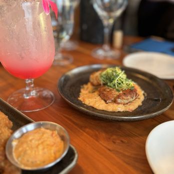 WATER’S TABLE - Updated August 2025 - 1174 Photos & 737 Reviews - 1053 ...