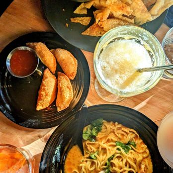 STEWS FOOD & LIQUOR - Updated September 2024 - 75 Photos & 41 Reviews ...