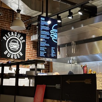 PLEASURE BURGER - Updated June 2024 - 91 Photos & 98 Reviews - 606 SW ...