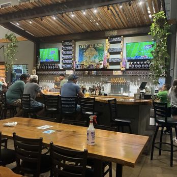MOONTOWN BREWING COMPANY - Updated June 2026 - 631 Photos & 375 Reviews ...