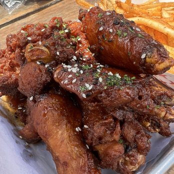 ROYCE - Updated October 2025 - 432 Photos & 297 Reviews - 115 Ridge St ...