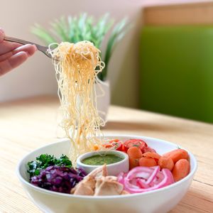 302 THE LOCAL - Updated December 2025 - 129 Photos & 48 Reviews - 19819 ...