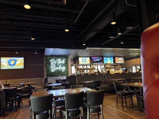 PINHEADS - Updated October 2025 - 36 Photos - 18 Whittington Dr ...