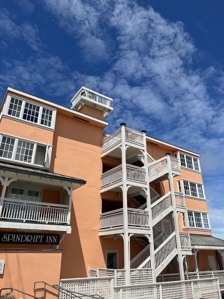 SPINDRIFT INN - 580 Photos & 421 Reviews - Hotels - 652 Cannery Row ...
