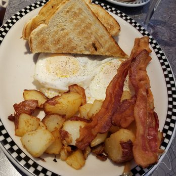 MISTY MOONLIGHT DINER - Updated December 2025 - 71 Photos & 85 Reviews ...