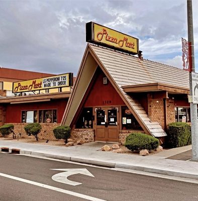 PIZZA MART - Updated December 2025 - 71 Photos & 123 Reviews - 1329 E ...