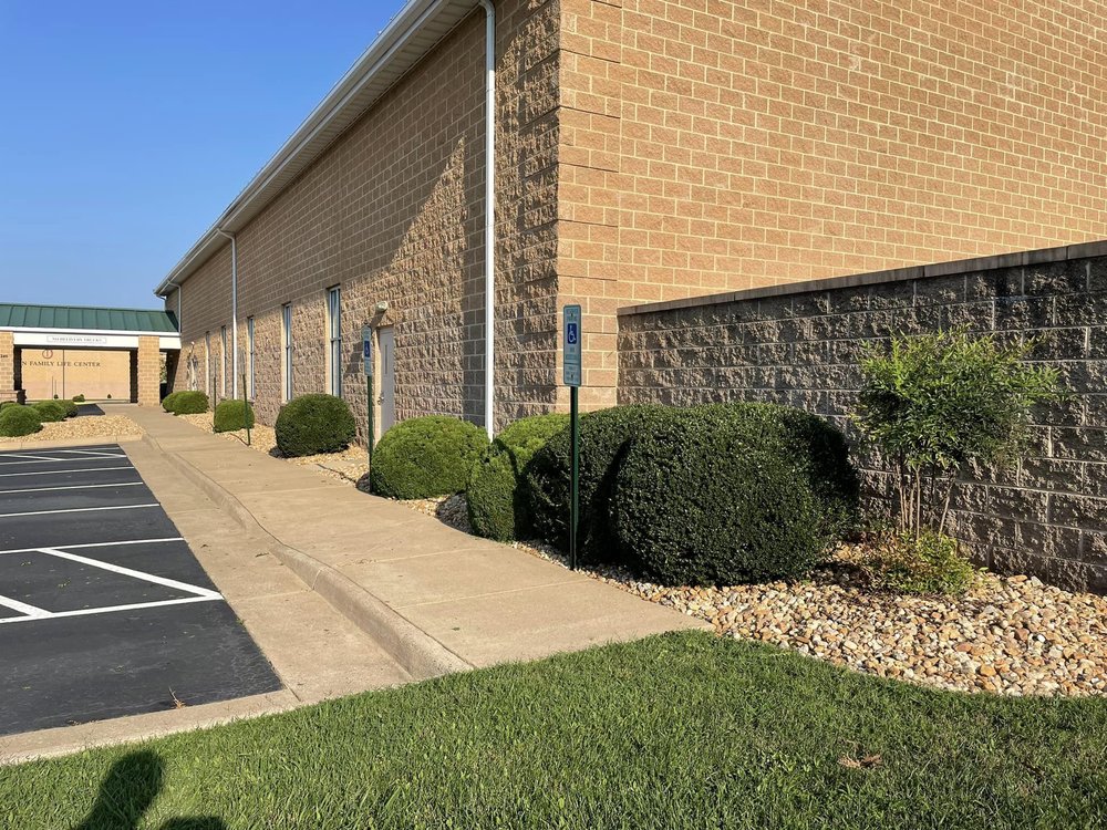 DEEP ROOTS LAWN & LANDSCAPES - Updated August 2025 - 31 Photos - Sumter ...