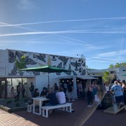 THE STARLING WINE & WHISKEY BAR - 33 Photos & 12 Reviews - 1612 Queen ...