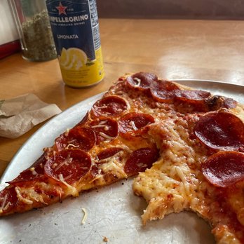 PIZZA MONDO - Updated June 2024 - 119 Photos & 391 Reviews - 811 NW ...