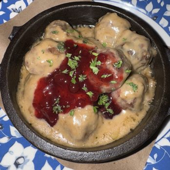 COCO - Updated October 2025 - 615 Photos & 429 Reviews - 888 Main St ...