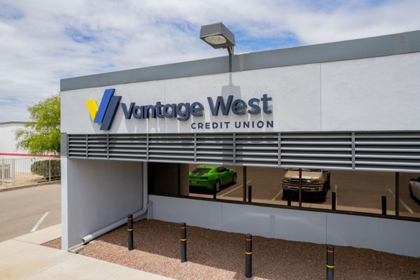 VANTAGE WEST CREDIT UNION - Updated June 2026 - 16 Reviews - 8465 E ...