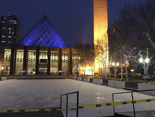 SIR WINSTON CHURCHILL SQUARE - Updated April 2025 - 97 Photos & 26 ...