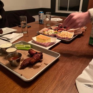 SHAKEDOWN STREET BBQ & GRILL - 16 Reviews - 17 Town Farm Ln, Stowe ...
