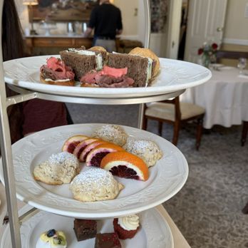 THE INN ON NEGLEY - Updated 2024 - 323 Photos & 96 Reviews - 703 S ...