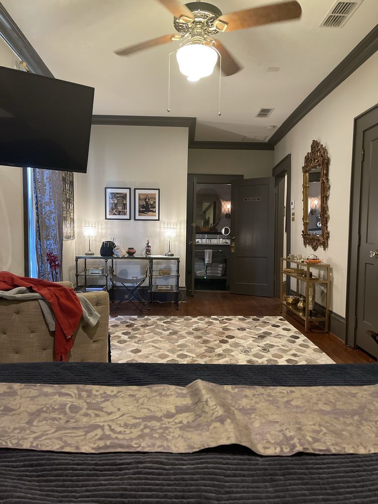 THE GASTON - Updated October 2025 - 37 Photos - 4802 Gaston Ave, Dallas ...