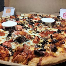 ROUND TABLE PIZZA - Updated October 2025 - 80 Photos & 102 Reviews ...