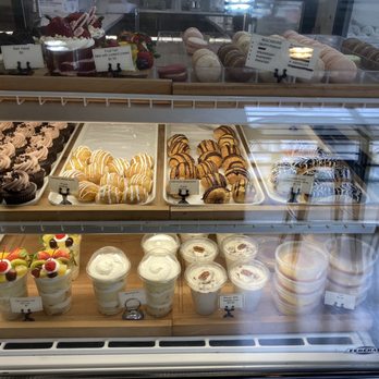 CANDLE LIGHT BAKERY - Updated November 2025 - 1379 Photos & 883 Reviews ...