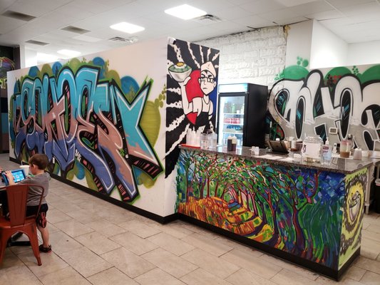 KOSMO’S BOP SHOP - 65 Photos & 56 Reviews - Korean - 308 S Ashley St ...