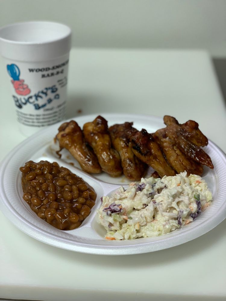 BUCKY’S BAR-B-Q - Updated September 2025 - 26 Reviews - 103 N Main St ...