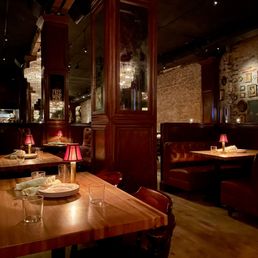 BAVETTE’S BAR & BOEUF - Updated December 2024 - 4493 Photos & 3270 ...