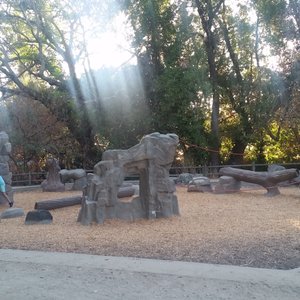 HERITAGE OAKS PARK - 43 Photos - 1305 Mckenzie Ave, Los Altos ...