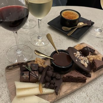 VENTURE CHOCOLATE AND WINE - Updated April 2025 - 48 Photos & 28 ...