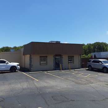 HYDRANT PUB & GRUB - Updated January 2026 - 12 Photos - 786 Front St ...