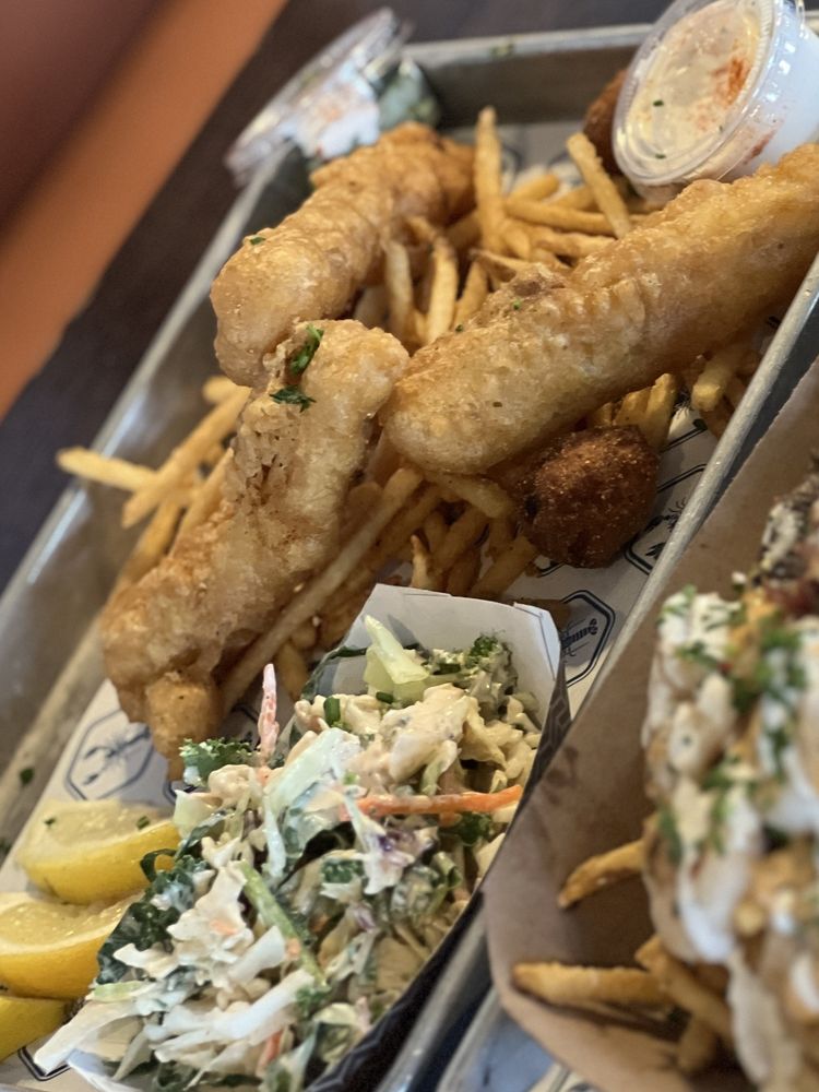 DOCK LOCAL - Updated September 2024 - 19 Photos & 17 Reviews - 815 S ...