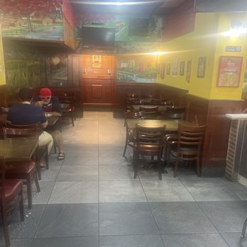 EL BOHIO TROPICAL SQUARE RESTAURANT - Updated January 2026 - 131 Photos ...
