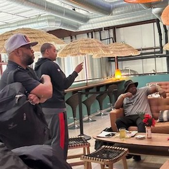 SOCAL VIBES - Updated November 2024 - 372 Photos & 278 Reviews - 17812 ...