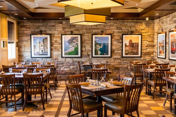 MAMA LISA RESTAURANT - Updated December 2025 - 235 Photos & 524 Reviews ...